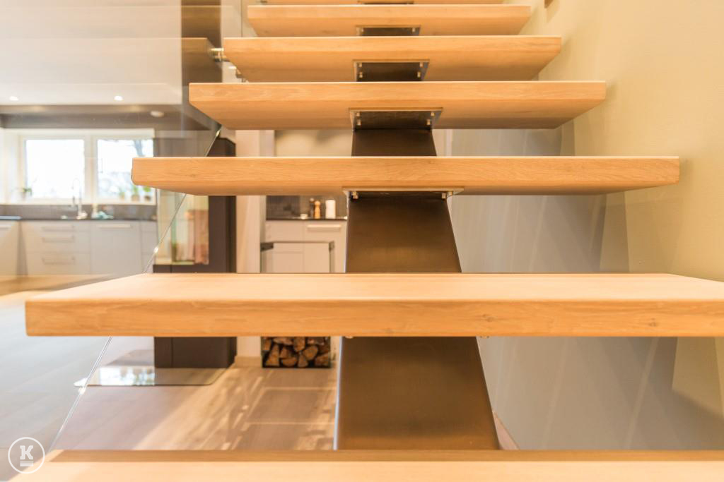 26. Trappevange i rustfritt stål