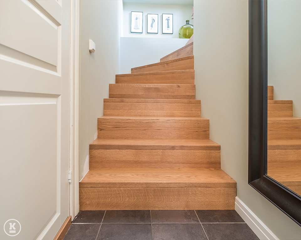 96. Moderne trapp - Klatre eiendomKlatre eiendom